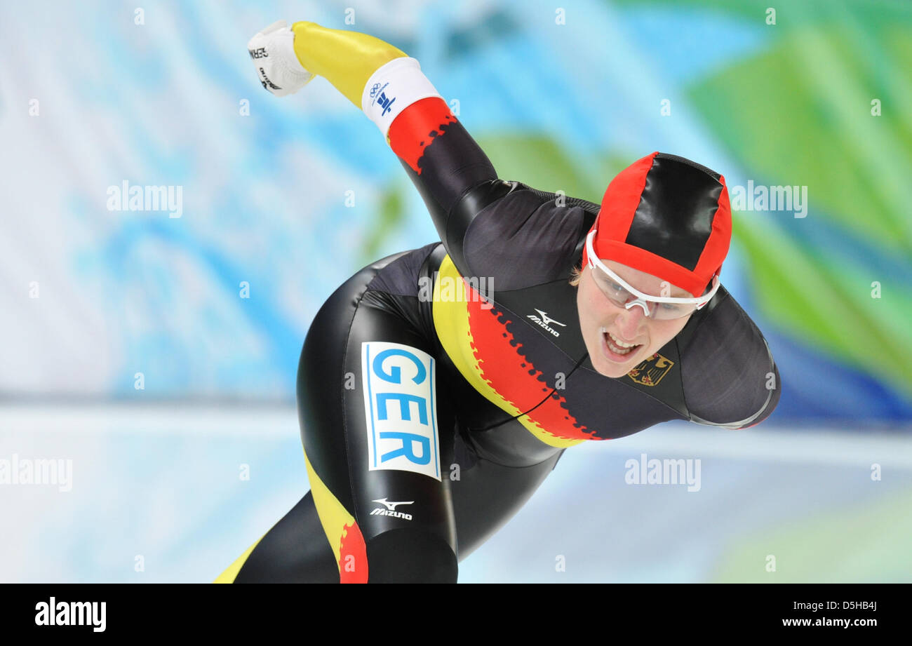 German speed skater Katrin Mattscherodt during a training session at ...
