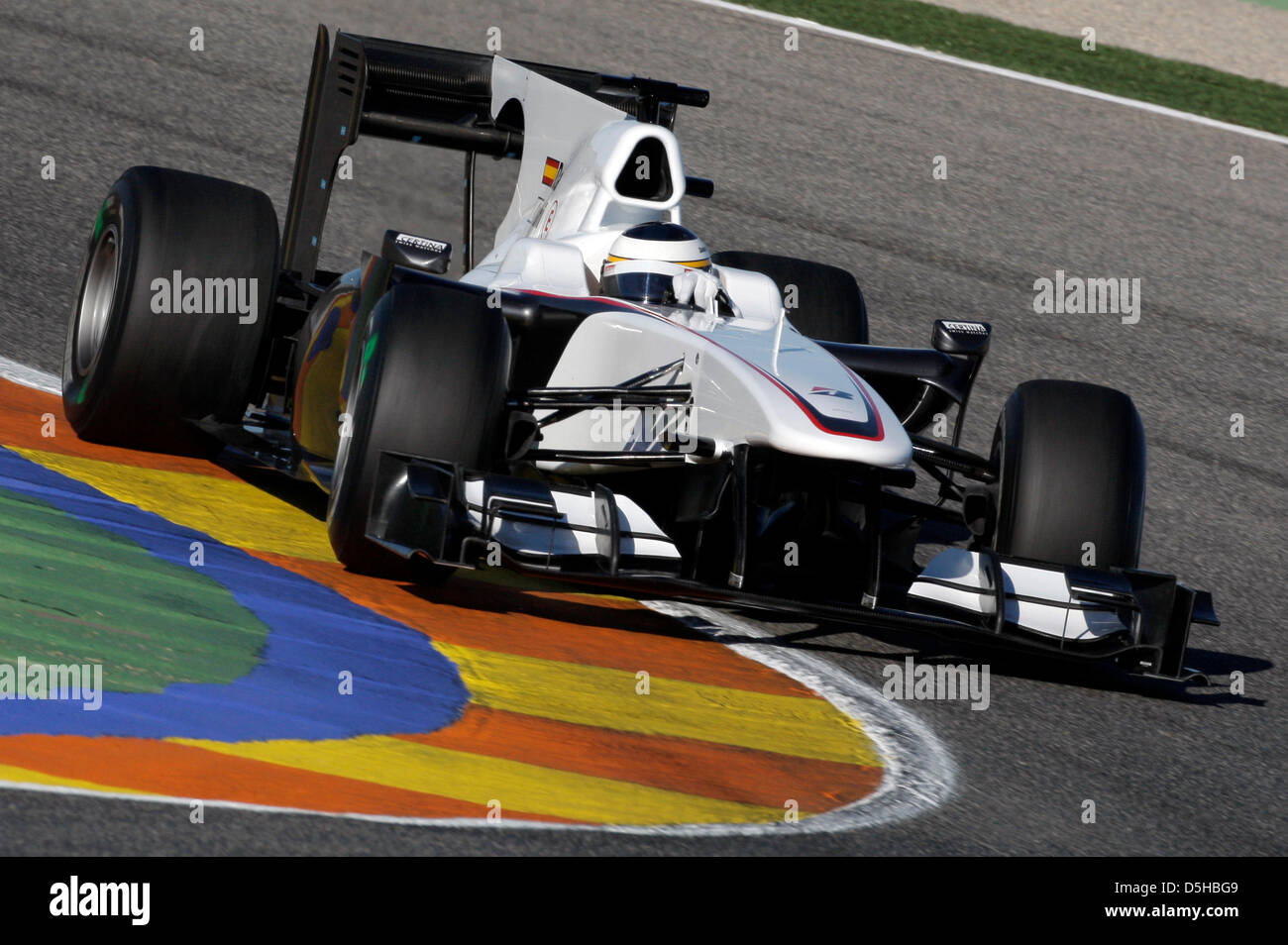 Action race tests hi-res stock photography and images - Alamy