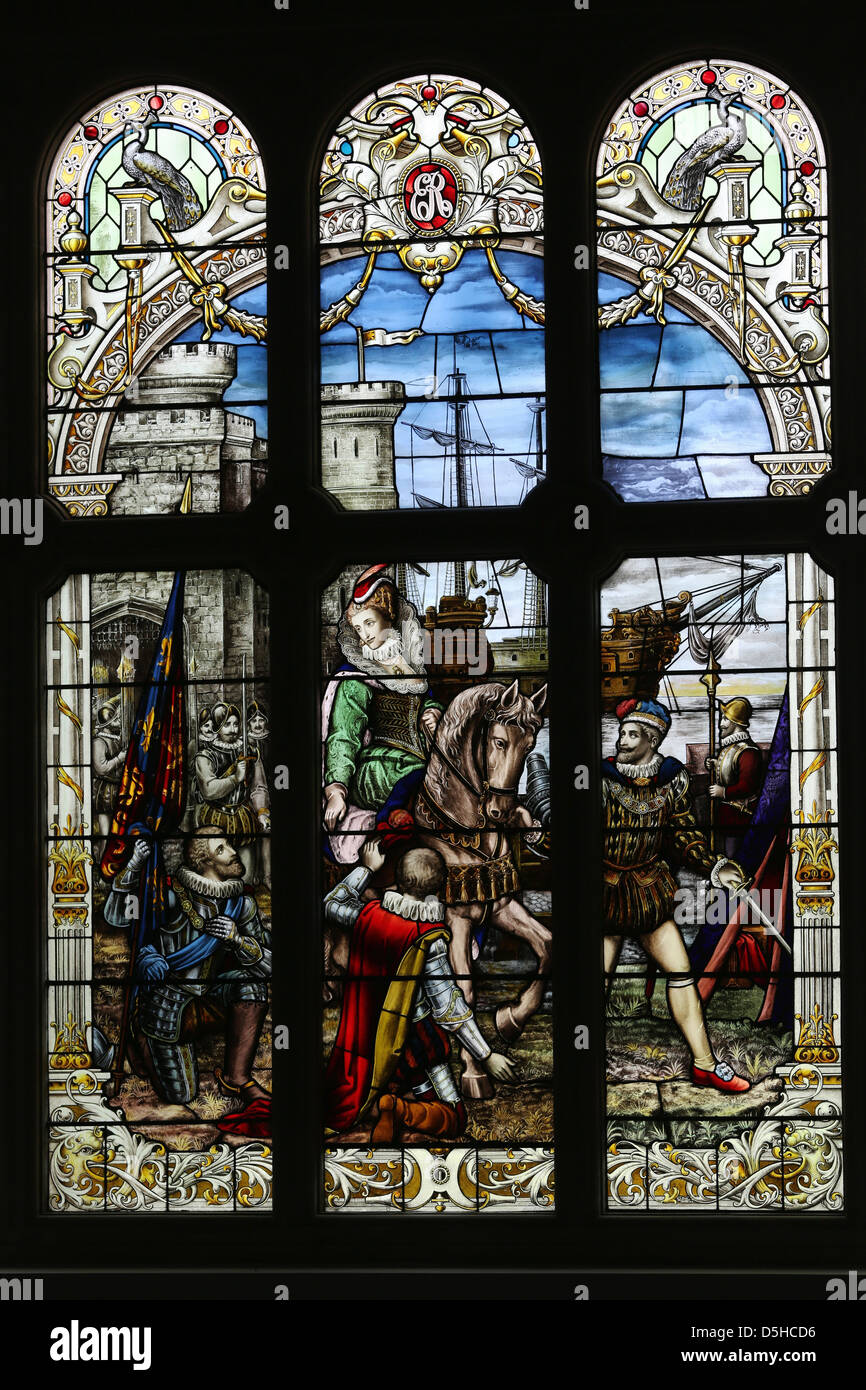 Stained glass window great hall hi-res stock photography and images - Alamy