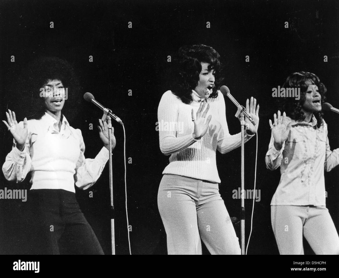 The three degrees group hi-res stock photography and images - Alamy