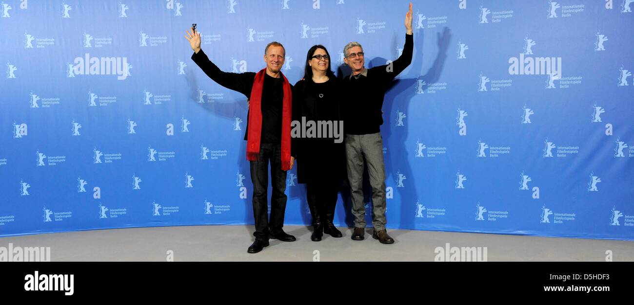 Director Robert Epstein, producer Elizabeth Redleaf and director ...