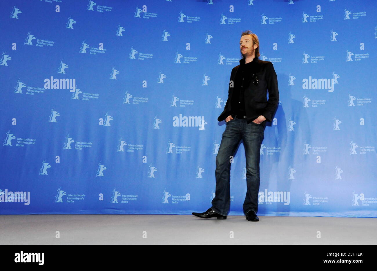 British actor Rhys Ifans attends the photocall for the film 'Greenberg ...