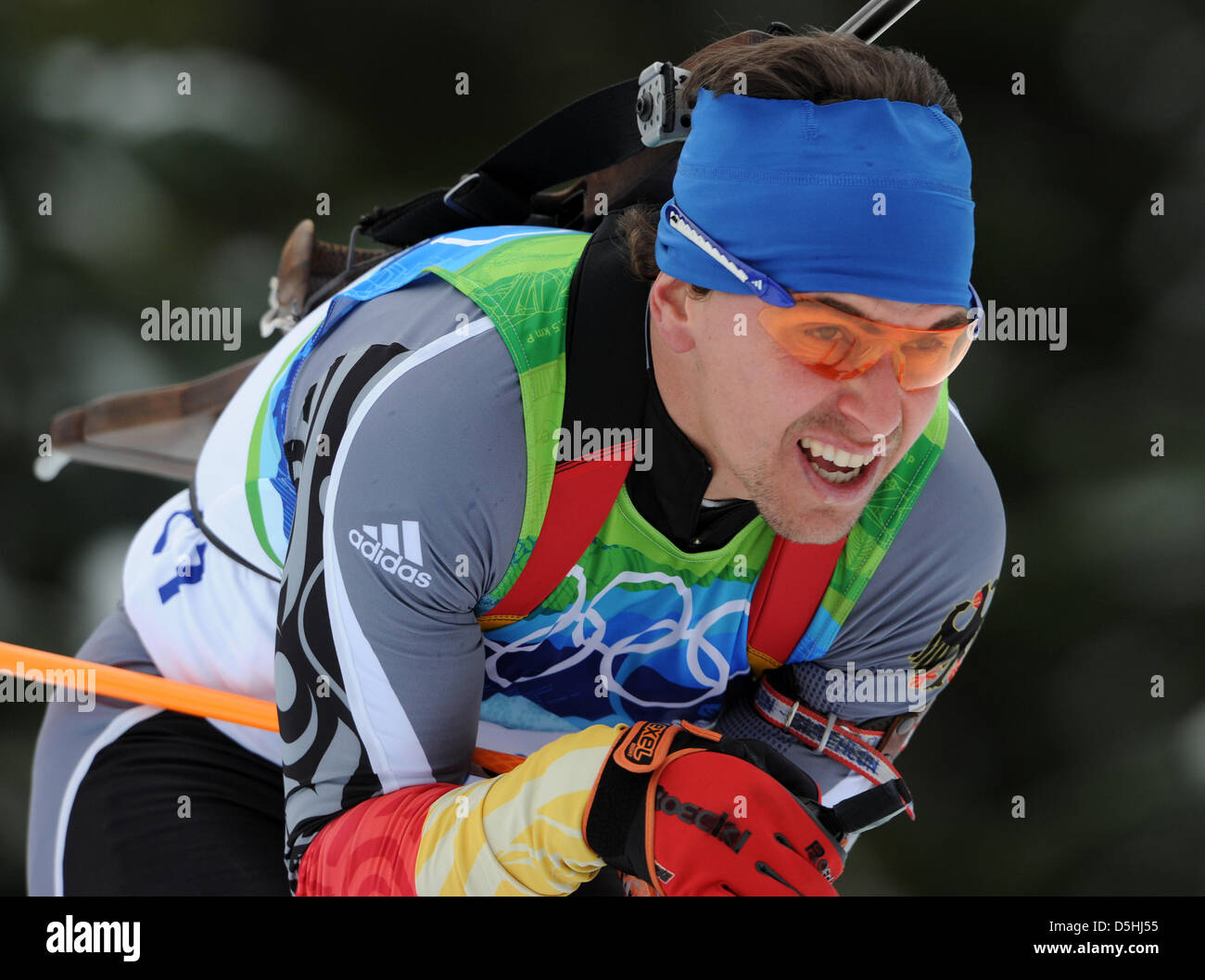 Michael Greis of Germany in action during the Biathlon men's 12,5 km ...