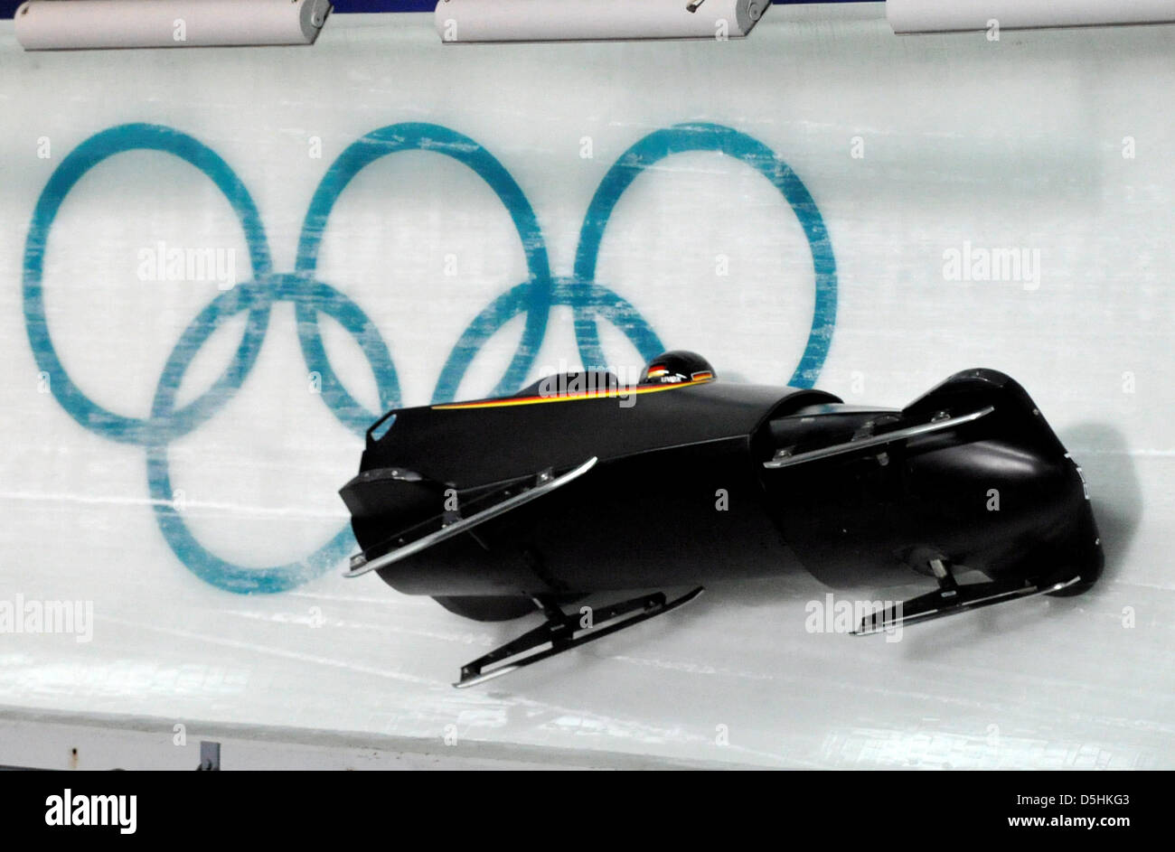 Bob Germany 3 with Karl Angerer and Gregor Bermbach crash in a curve ...