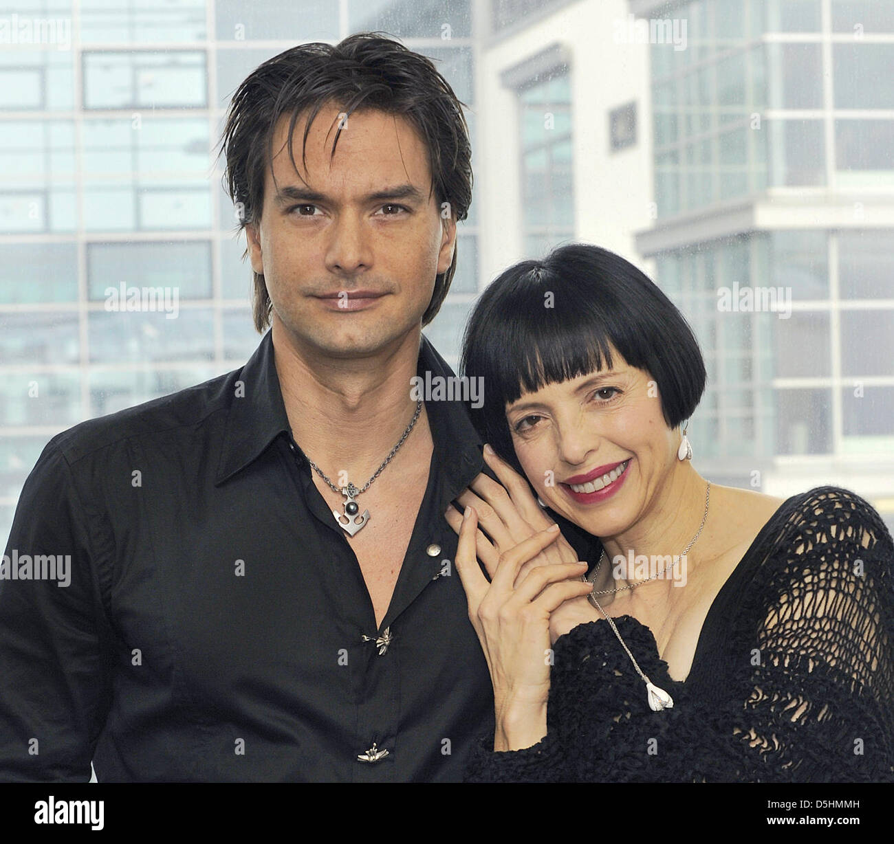 Helen schneider hi-res stock photography and images - Alamy