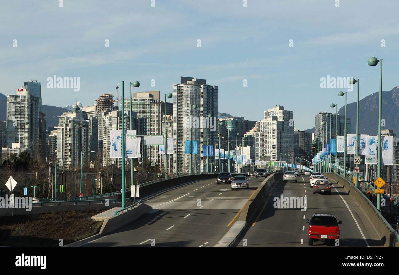 The skyline of Vancouver with the Cambie Bridge (in front) during ...