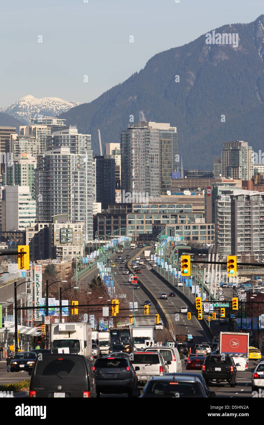 The skyline of Vancouver with the Cambie Bridge (in front) during ...