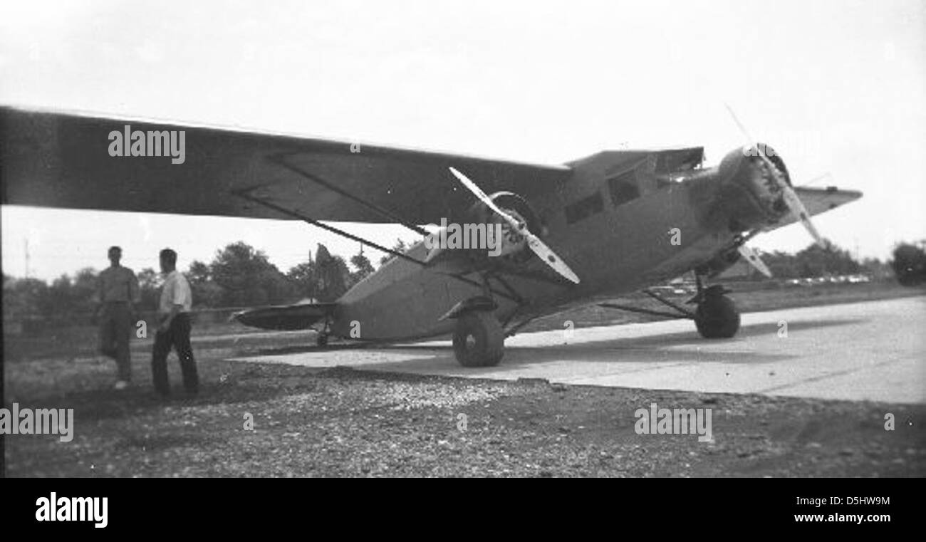 Aircraft identification (Great grandfather) : r/MilitaryAviation