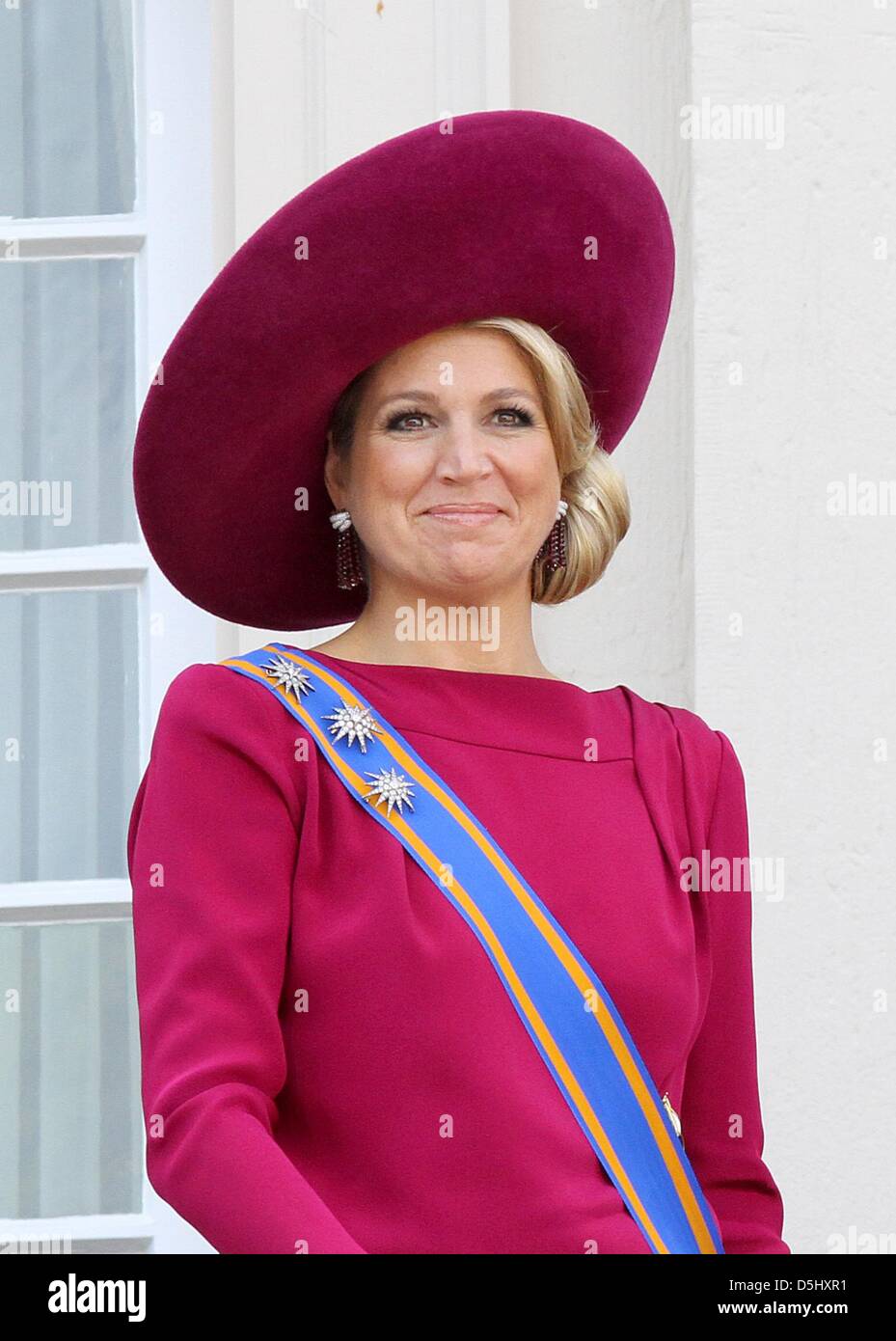 Dutch Crown Princess Maxima seen on the balcony of palace Noordeinde in ...