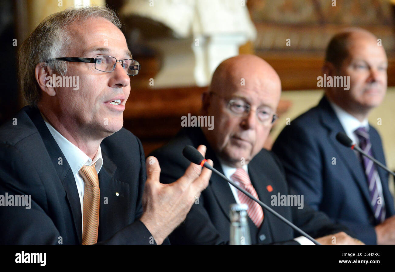 Chairman of the institute of directors hi-res stock photography and ...