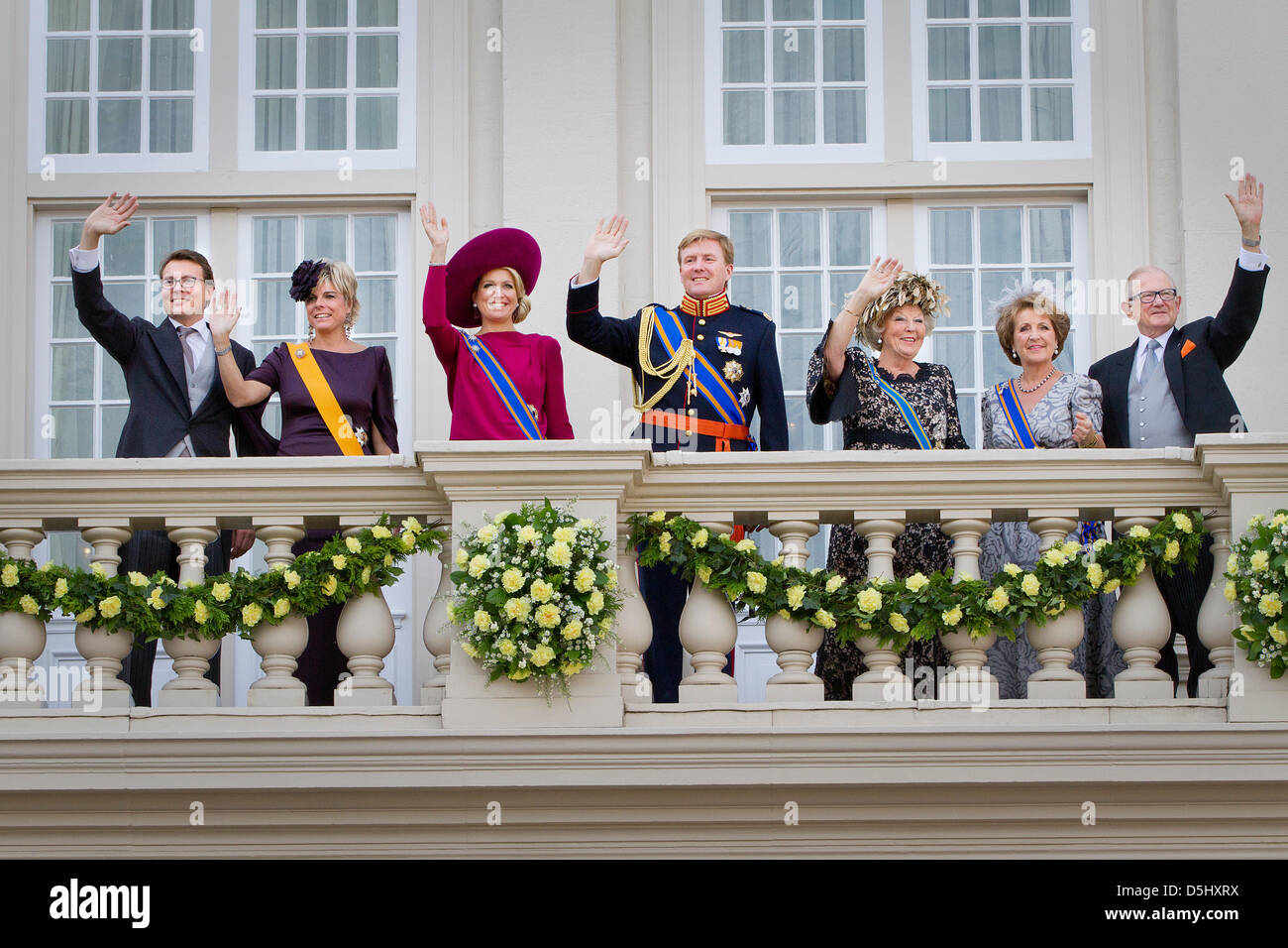Dutch royal family members Prince Constantijn (L-R), Princess ...