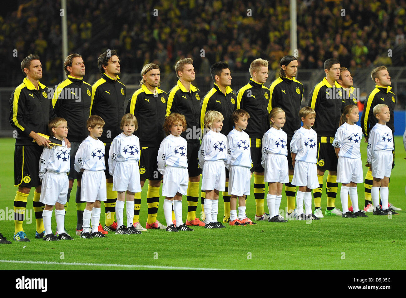 Borussia dortmund team photo hi-res stock photography and images - Alamy