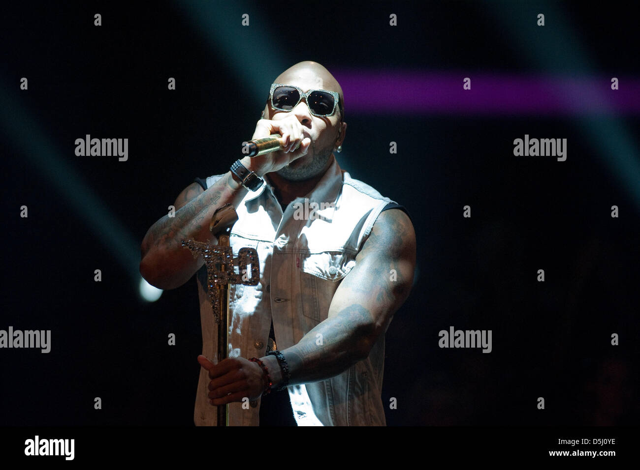US rapper Tramar Dillard, known as 'Flo Rida', performs during the television show 'Popstars' in ...