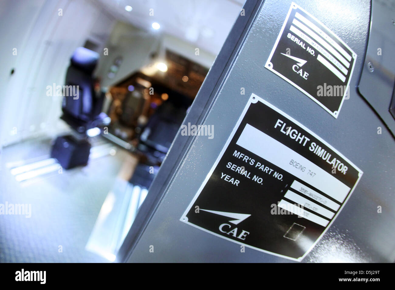 Cockpit New Boeing 747 8 Flight Stock Photos & Cockpit New Boeing 747 8 ...