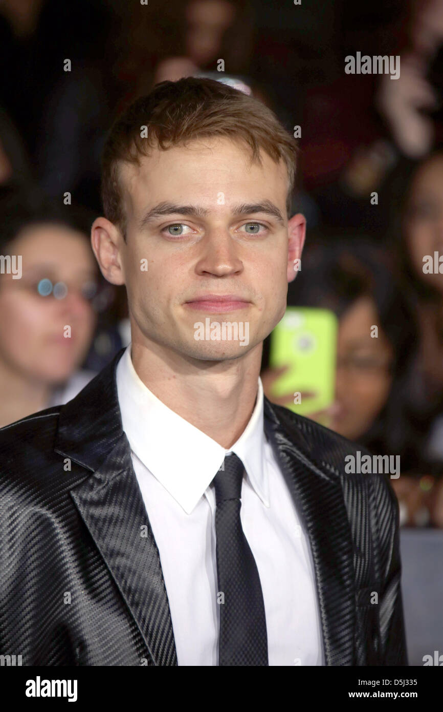 Actor Erik Odom arrives at the world premiere of "The Twilight Saga ...