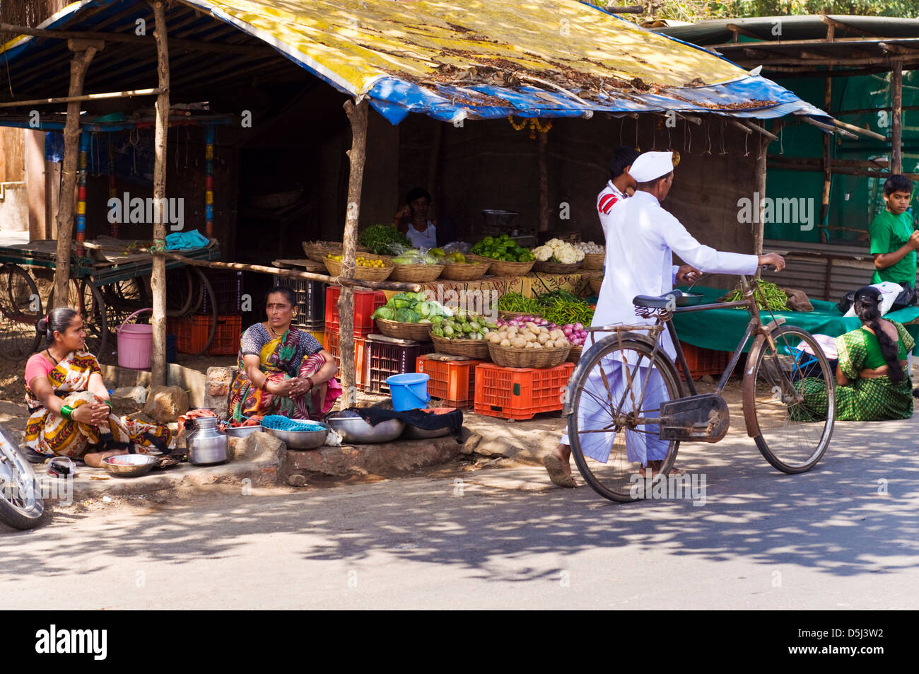 India hot weather hi-res stock photography and images - Alamy
