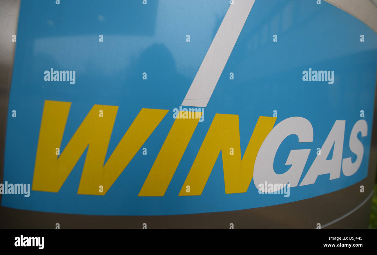 View of the Wingas company sign at the company's headquarters in Kassel ...