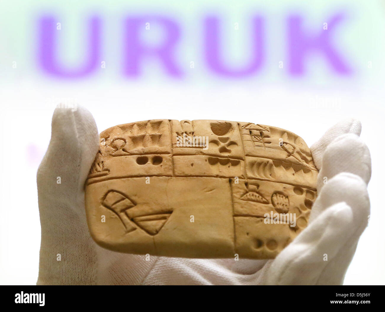 An archaic clay tablet from 3000 BC, which was used accounting cereal ...