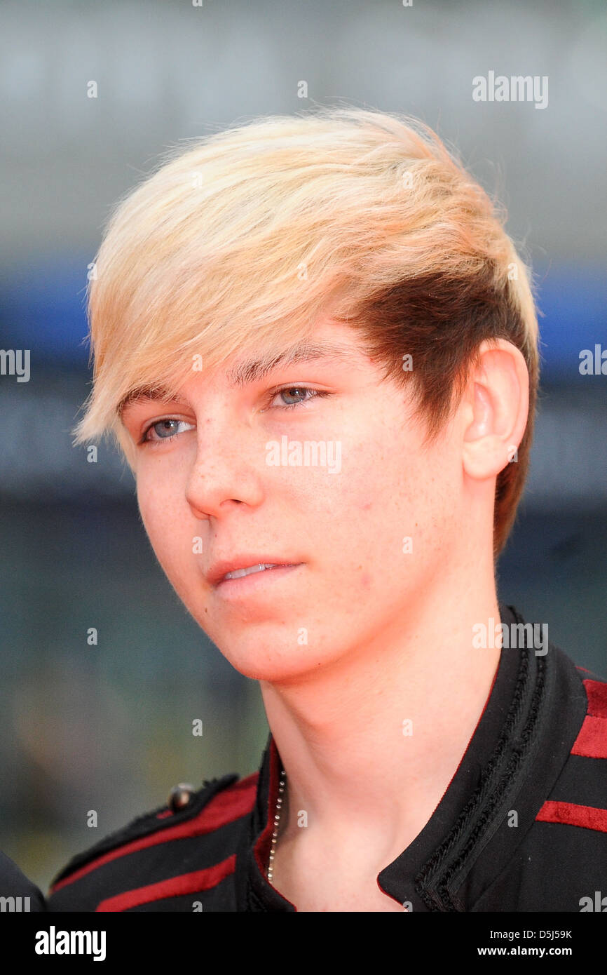 TC Carter from the band Varsity Fanclub at the German premiere of ...