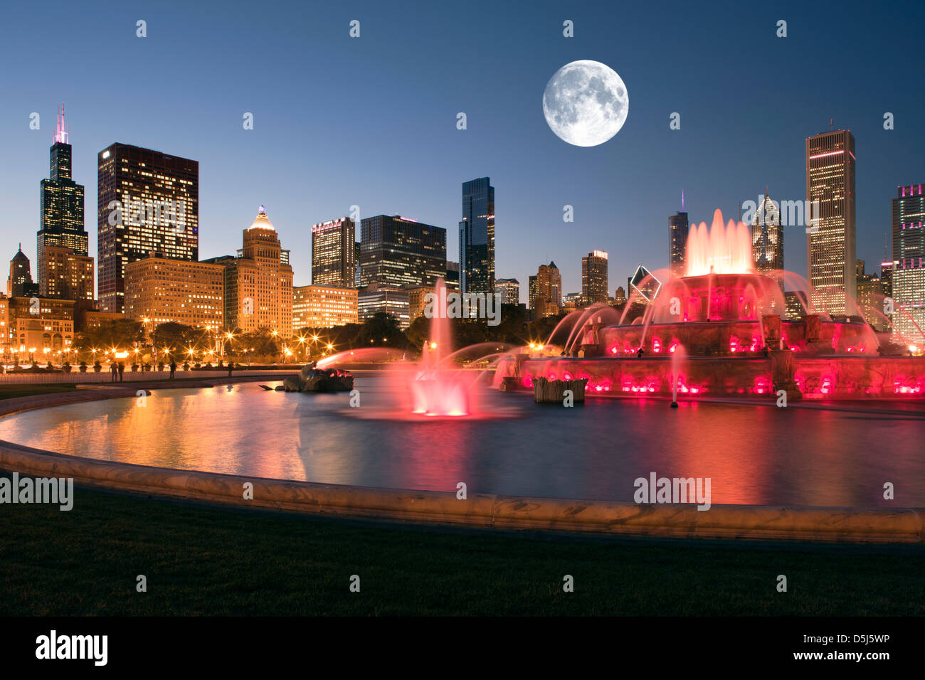 BUCKINGHAM FOUNTAIN (©EDWARD BENNETT / MARCEL LOYAU 1927) GRANT PARK ...