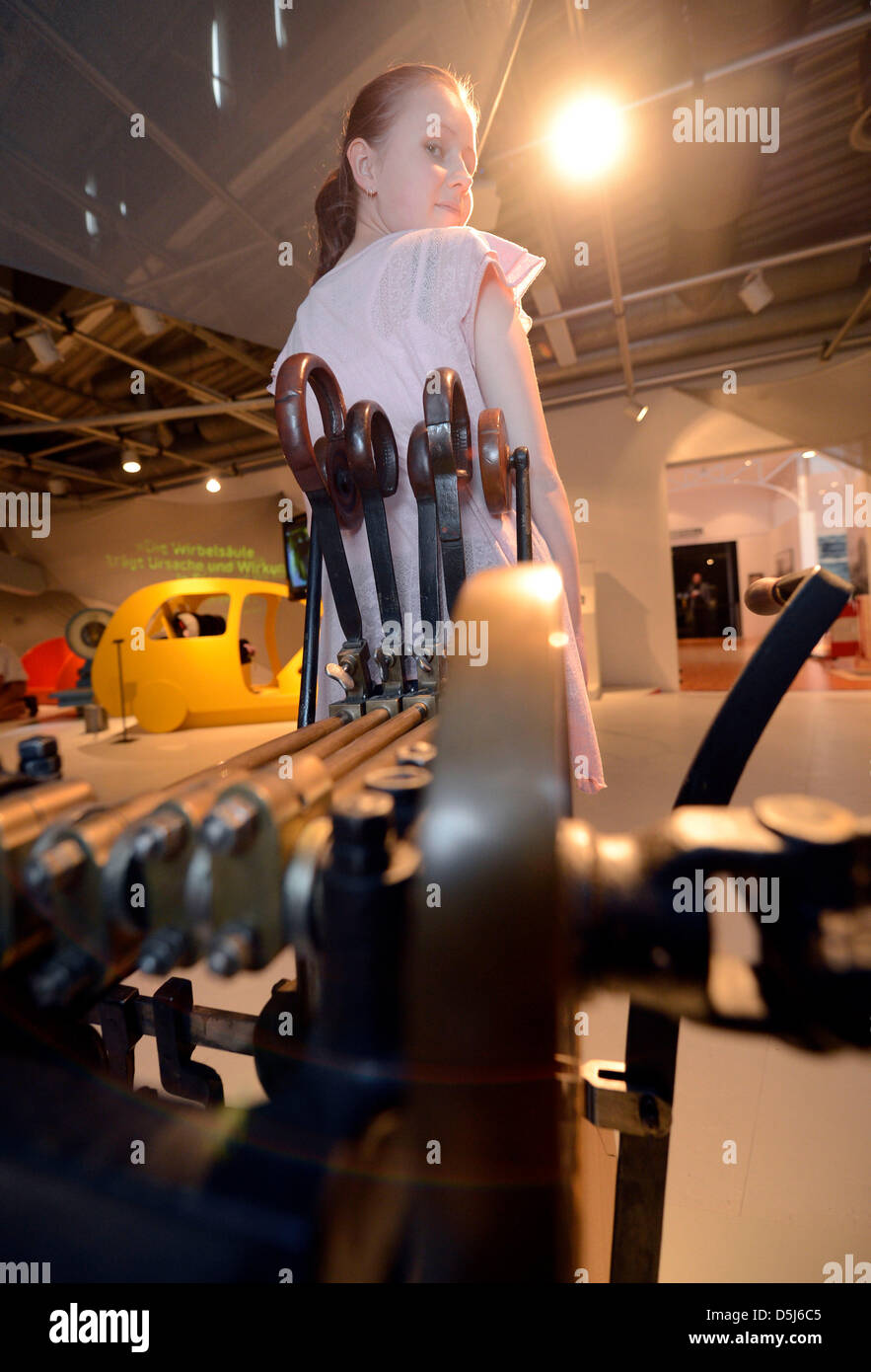 Machinve hi-res stock photography and images - Alamy