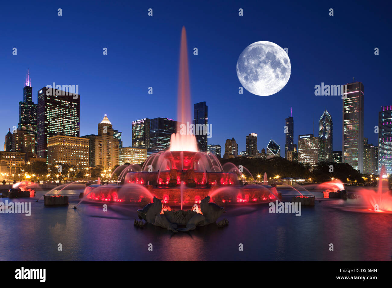 BUCKINGHAM FOUNTAIN (©EDWARD BENNETT / MARCEL LOYAU 1927) GRANT PARK ...