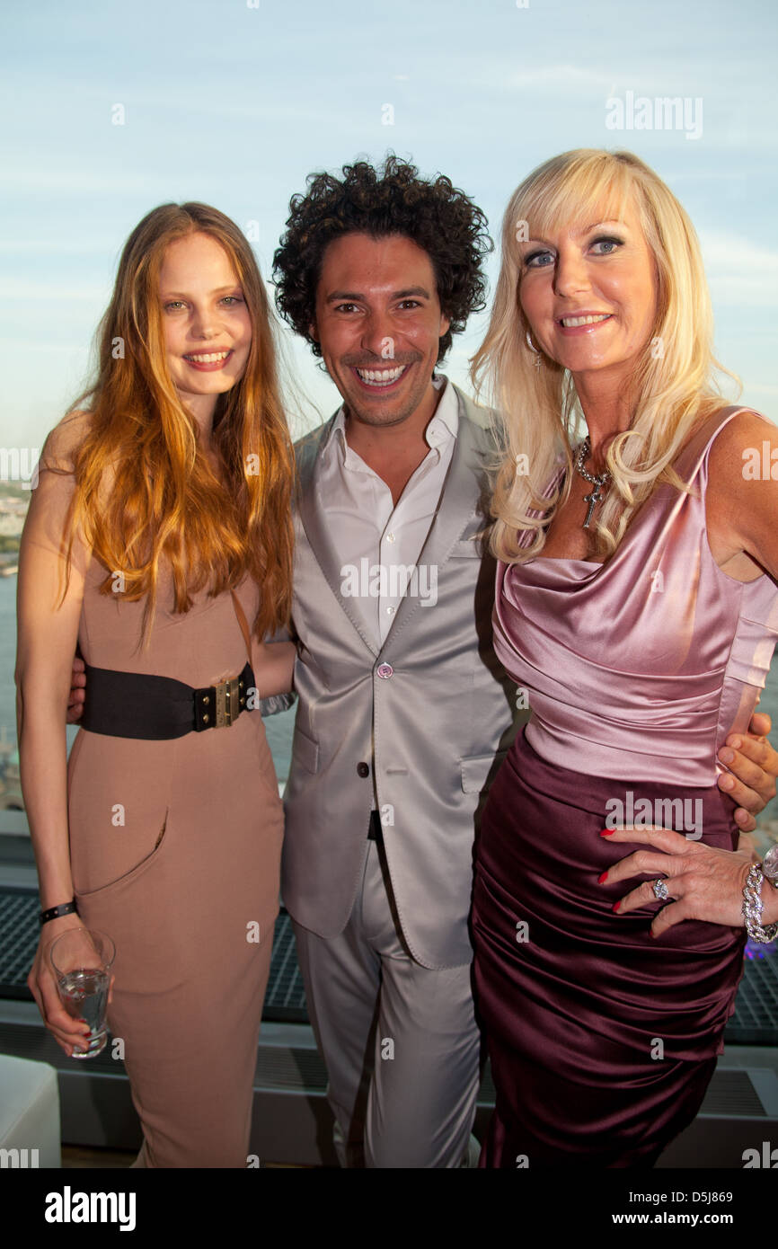 Johanna Zielinski, Boris Entrup and Marion Fedder at 'Where Diamonds ...