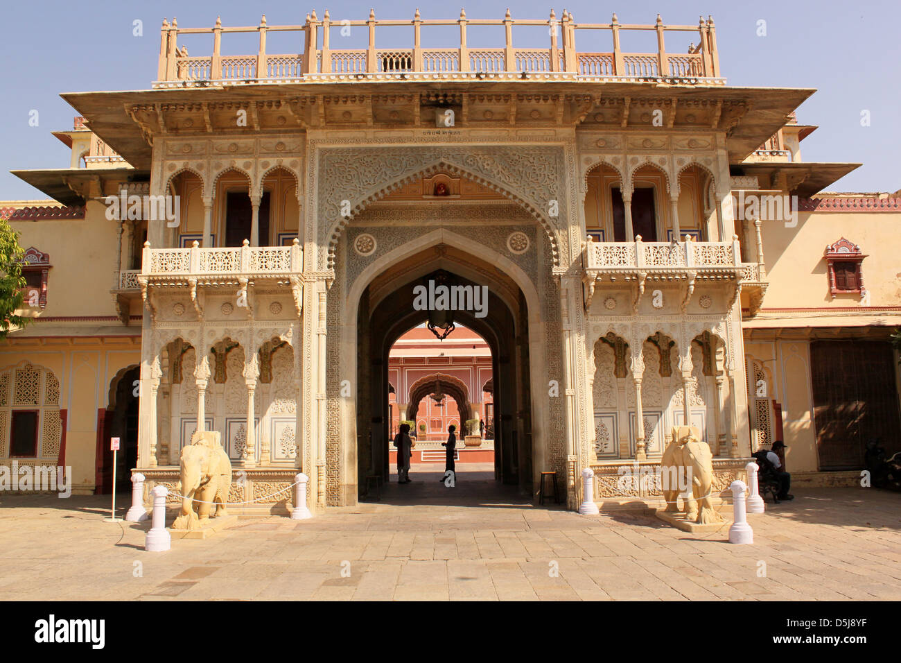 Tripolia gate jaipur hi-res stock photography and images - Alamy