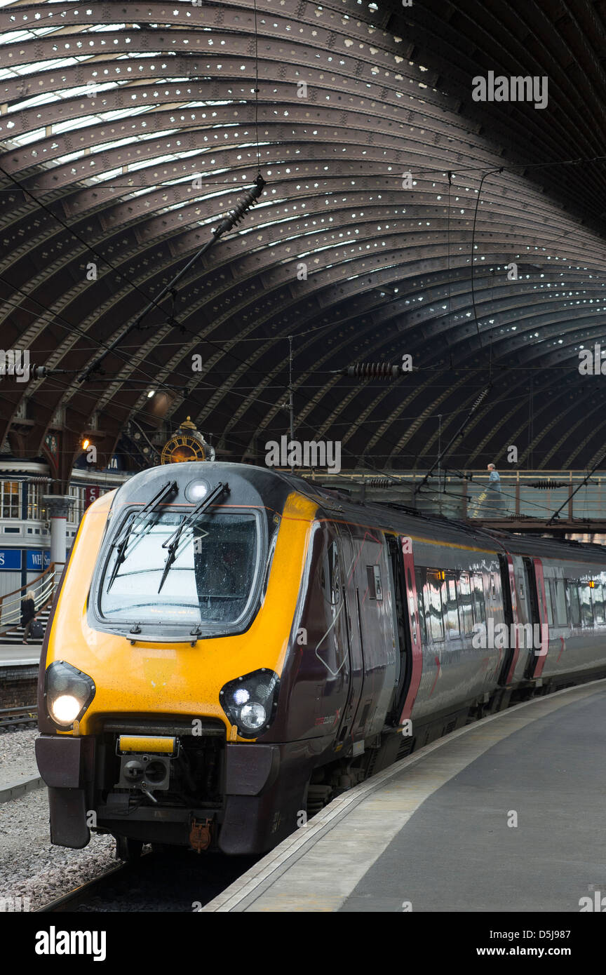 Class 220 Voyager passenger train in CrossCountry livery waiting at a ...