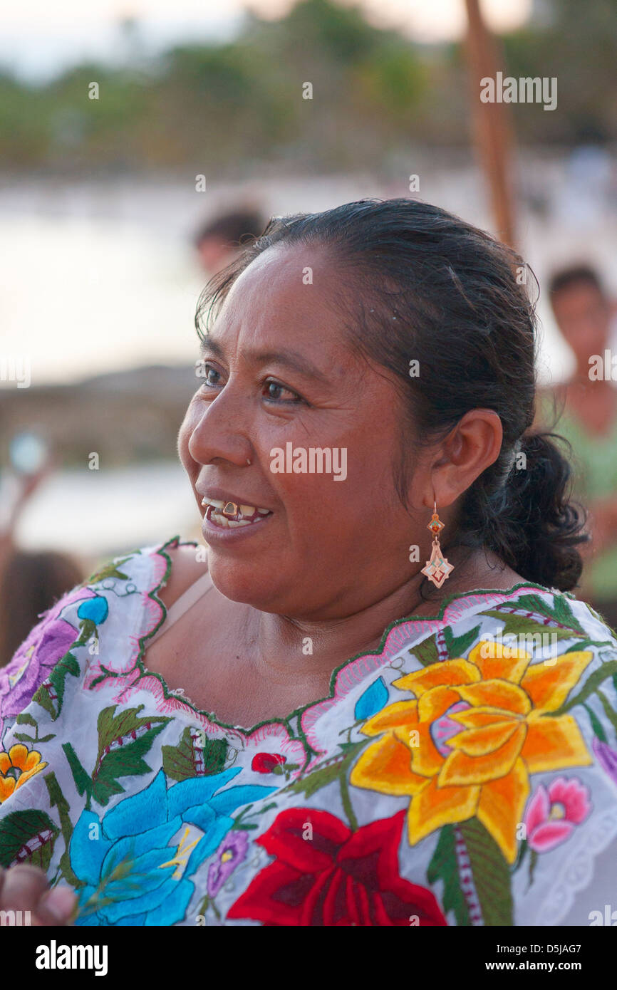 Mayan portrait hi-res stock photography and images - Alamy