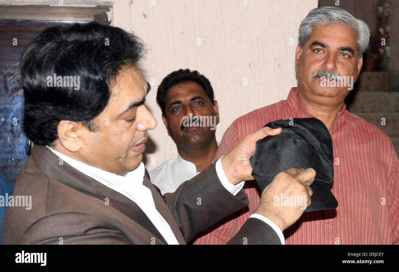 Cid seized weapons hi-res stock photography and images - Alamy