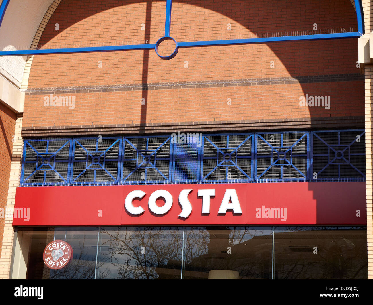 Costa sign on building UK Stock Photo - Alamy