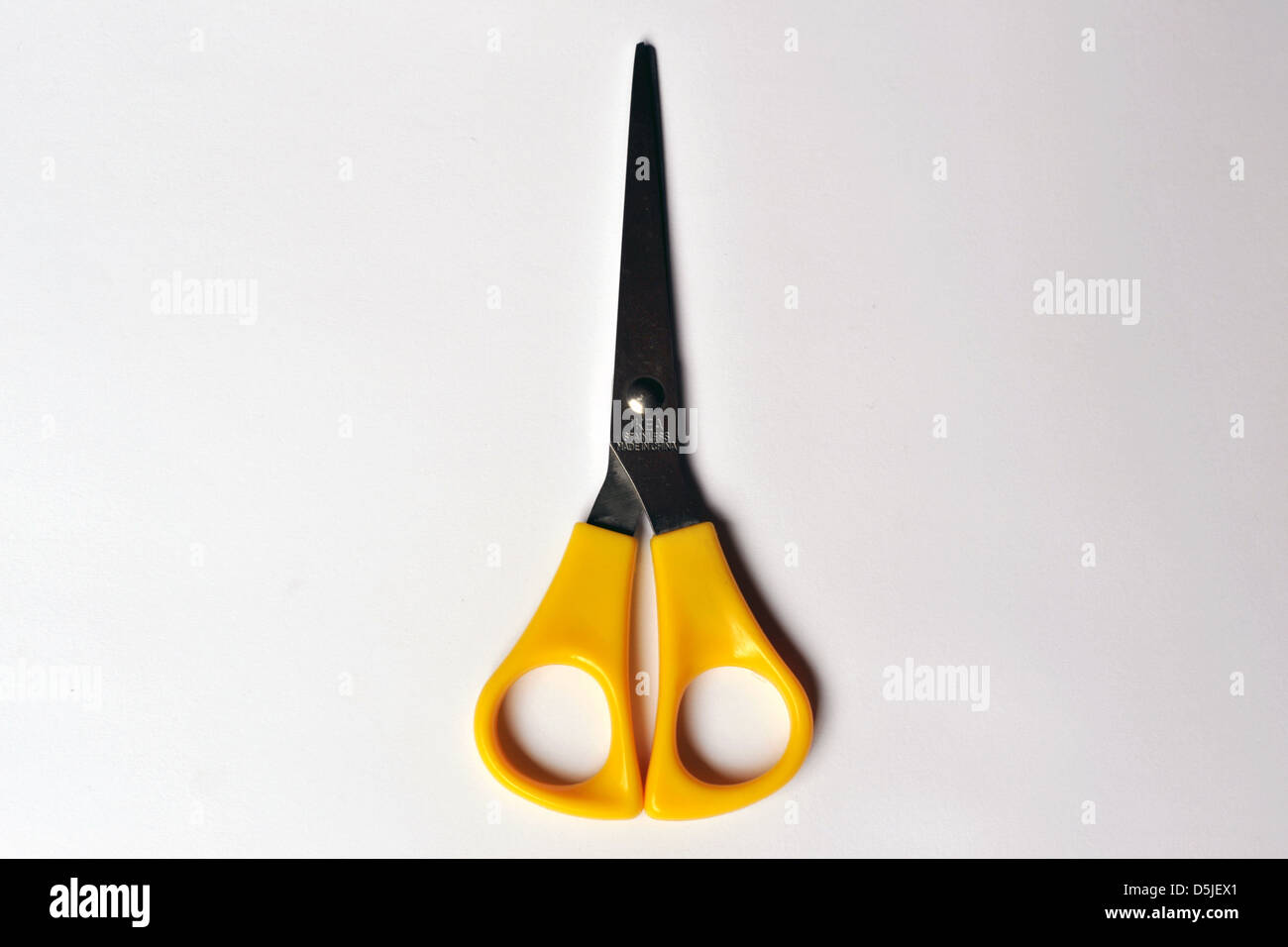 Scissors images hi-res stock photography and images - Alamy