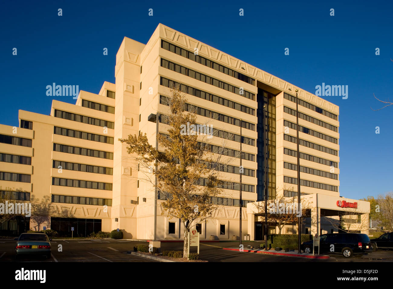 New mexico albuquerque marriott pyramid hi-res stock photography and ...