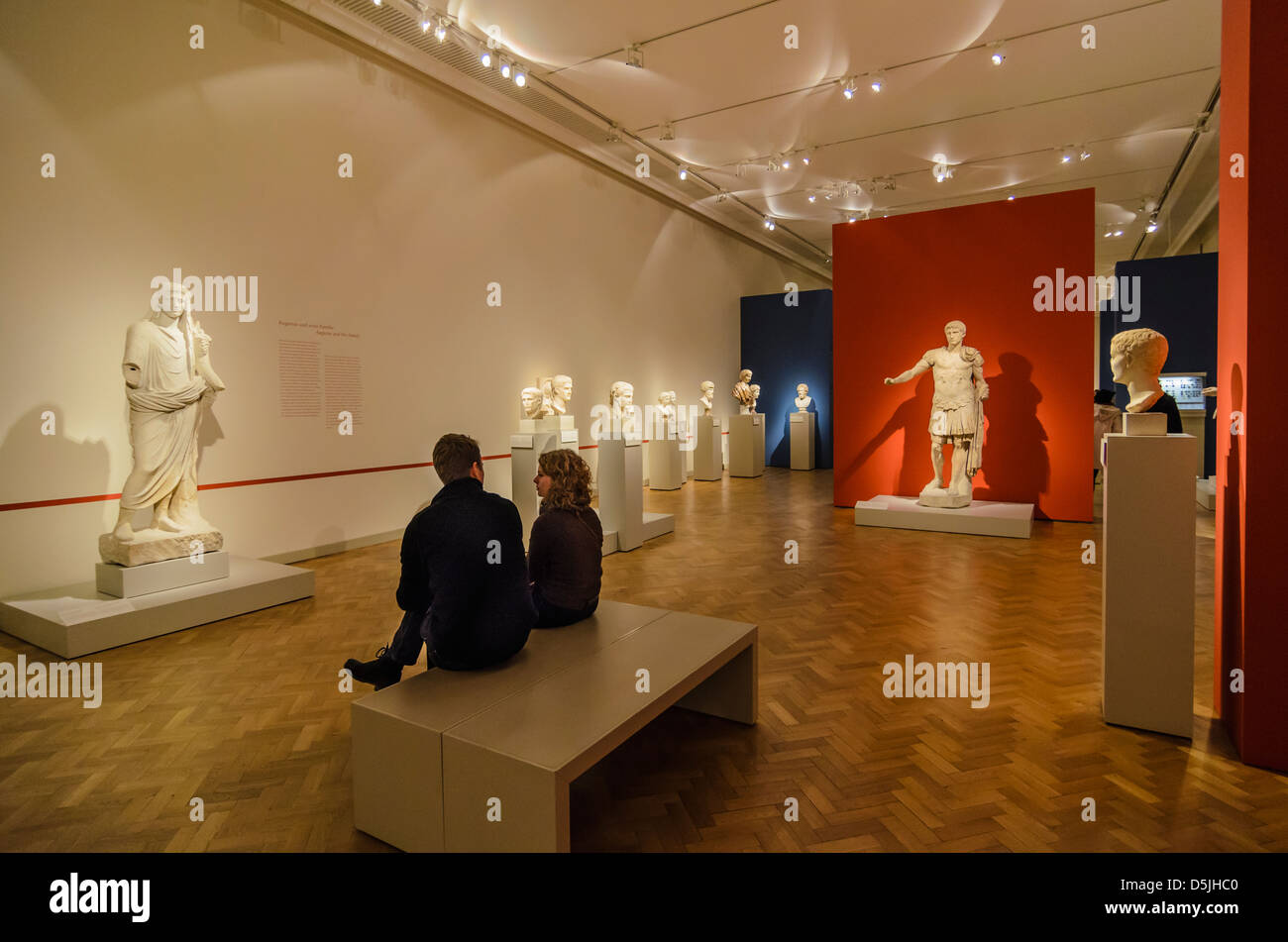Neues museum berlin night hi-res stock photography and images - Alamy