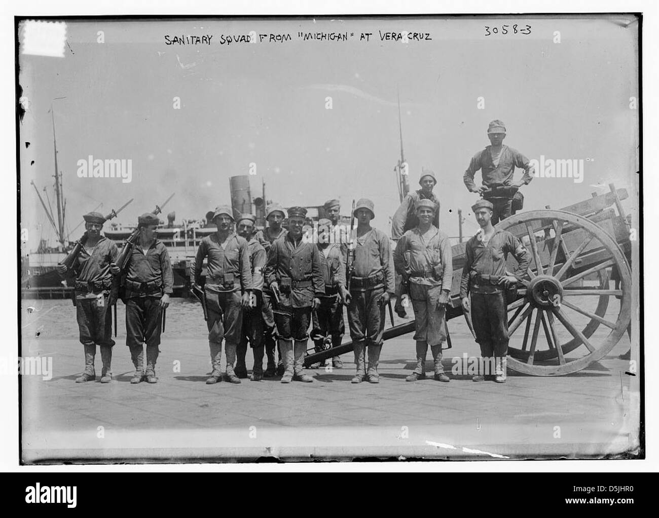 Colt pistols Black and White Stock Photos & Images - Alamy