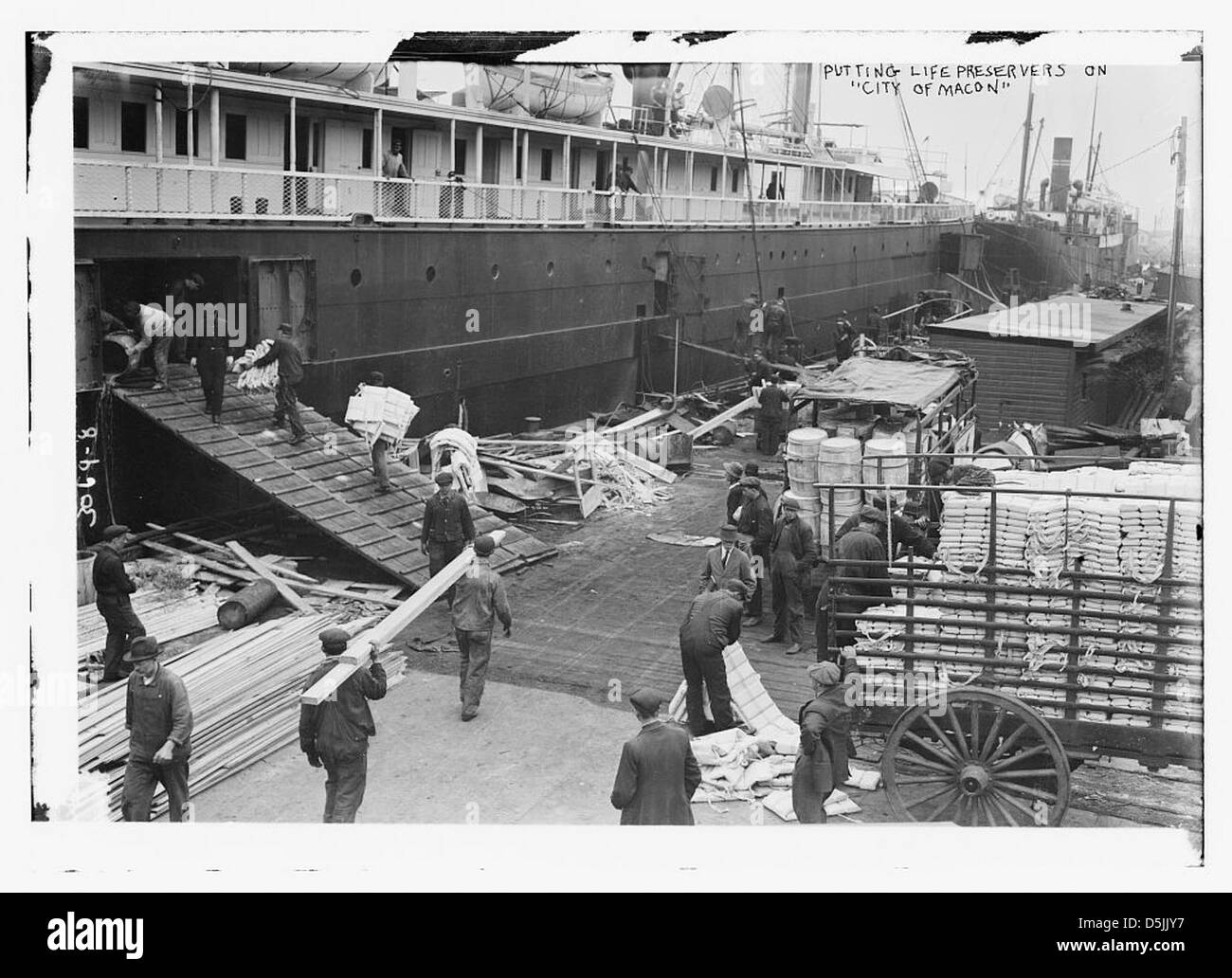 Vintage life jackets hi-res stock photography and images - Alamy