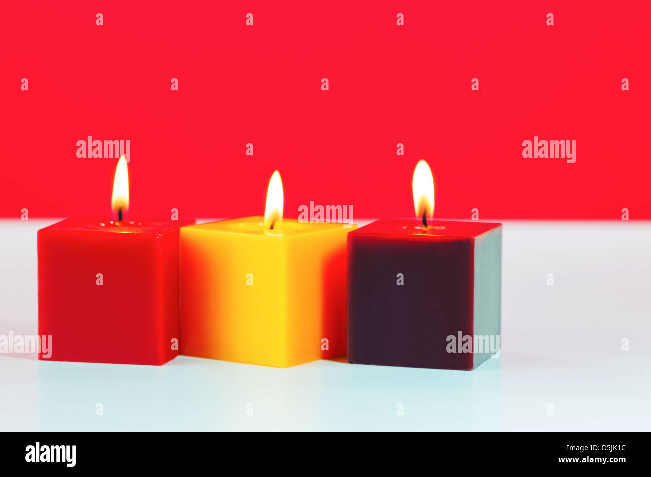 Three burning candles hi-res stock photography and images - Alamy