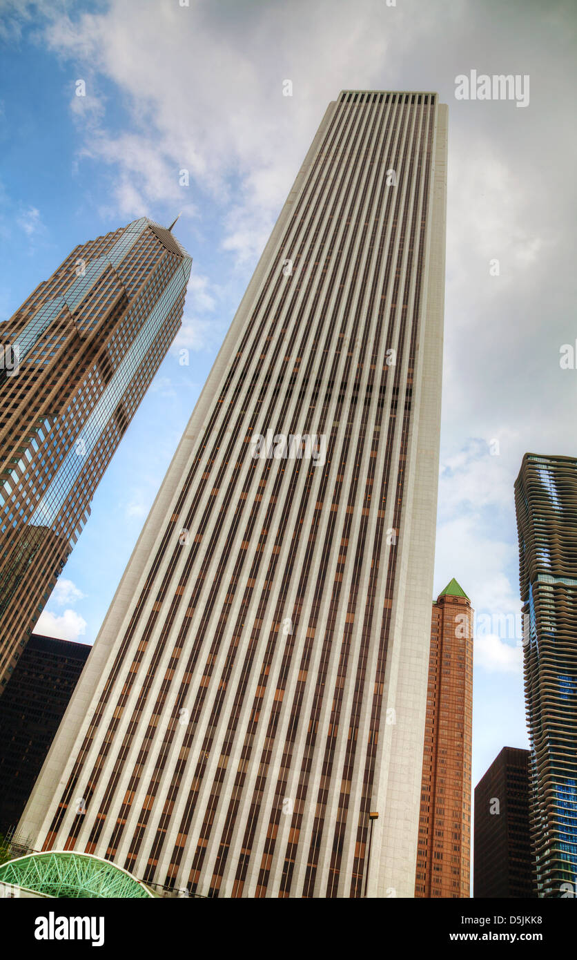 Architecture chicago skyscraper hi-res stock photography and images - Alamy