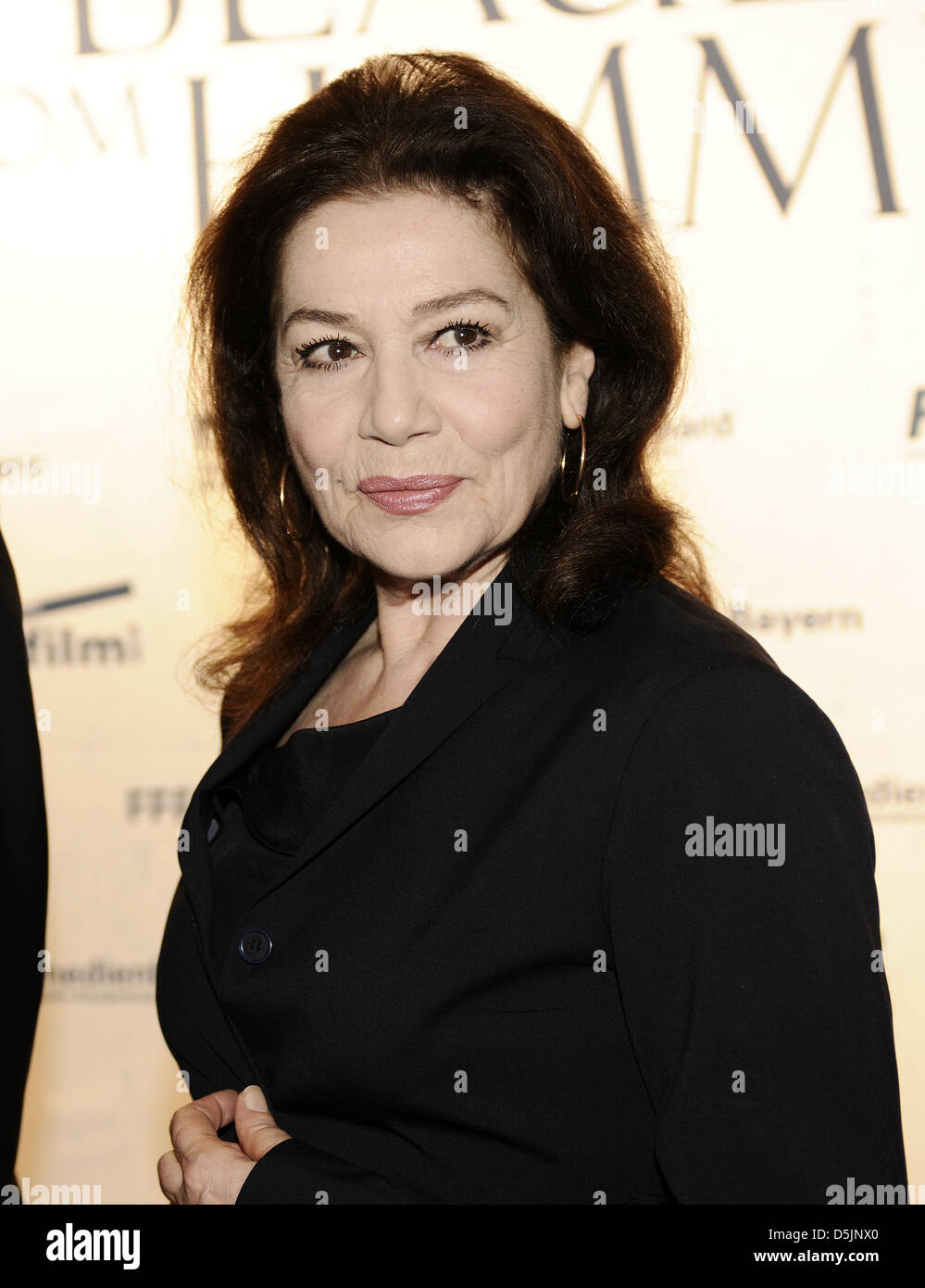 Hannelore Elsner at the premiere of "Das Blaue vom Himmel" at Arri Kino ...