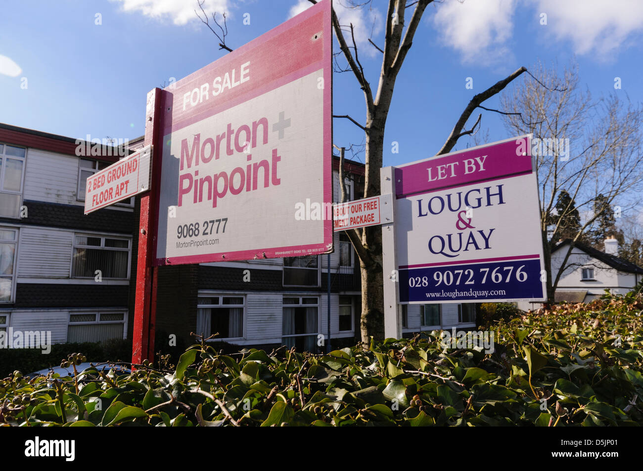 Row of property signs hi-res stock photography and images - Alamy