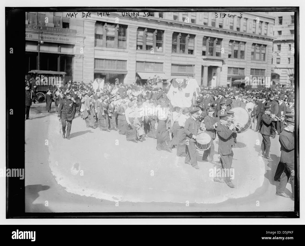 New day of demonstrations Black and White Stock Photos & Images - Alamy