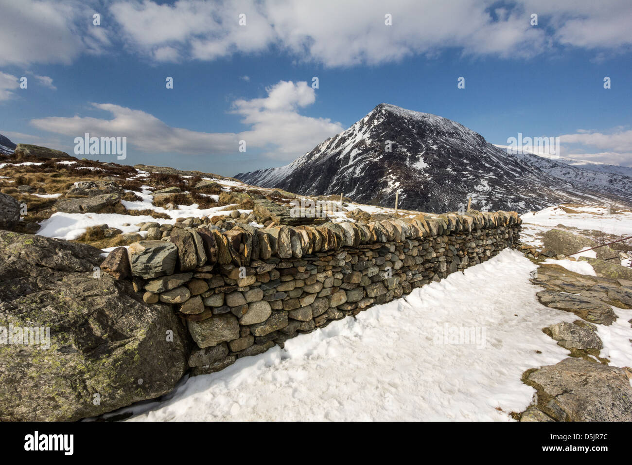 Cwm idwal wales hi-res stock photography and images - Alamy