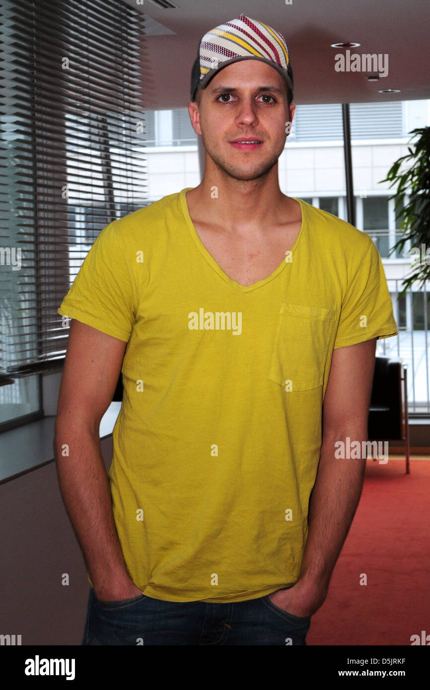 Milow promoting his record hi-res stock photography and images - Alamy