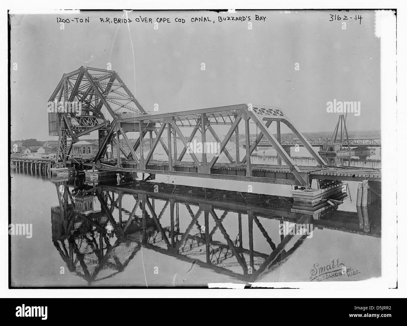 Buzzards bay Black and White Stock Photos & Images - Alamy