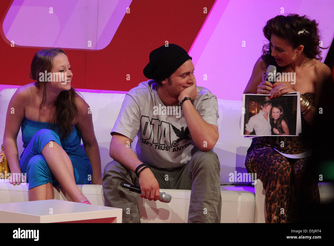 Senta Sofia Delliponti Bela Kleutz Nina Moghaddam at German RTL TV show ...