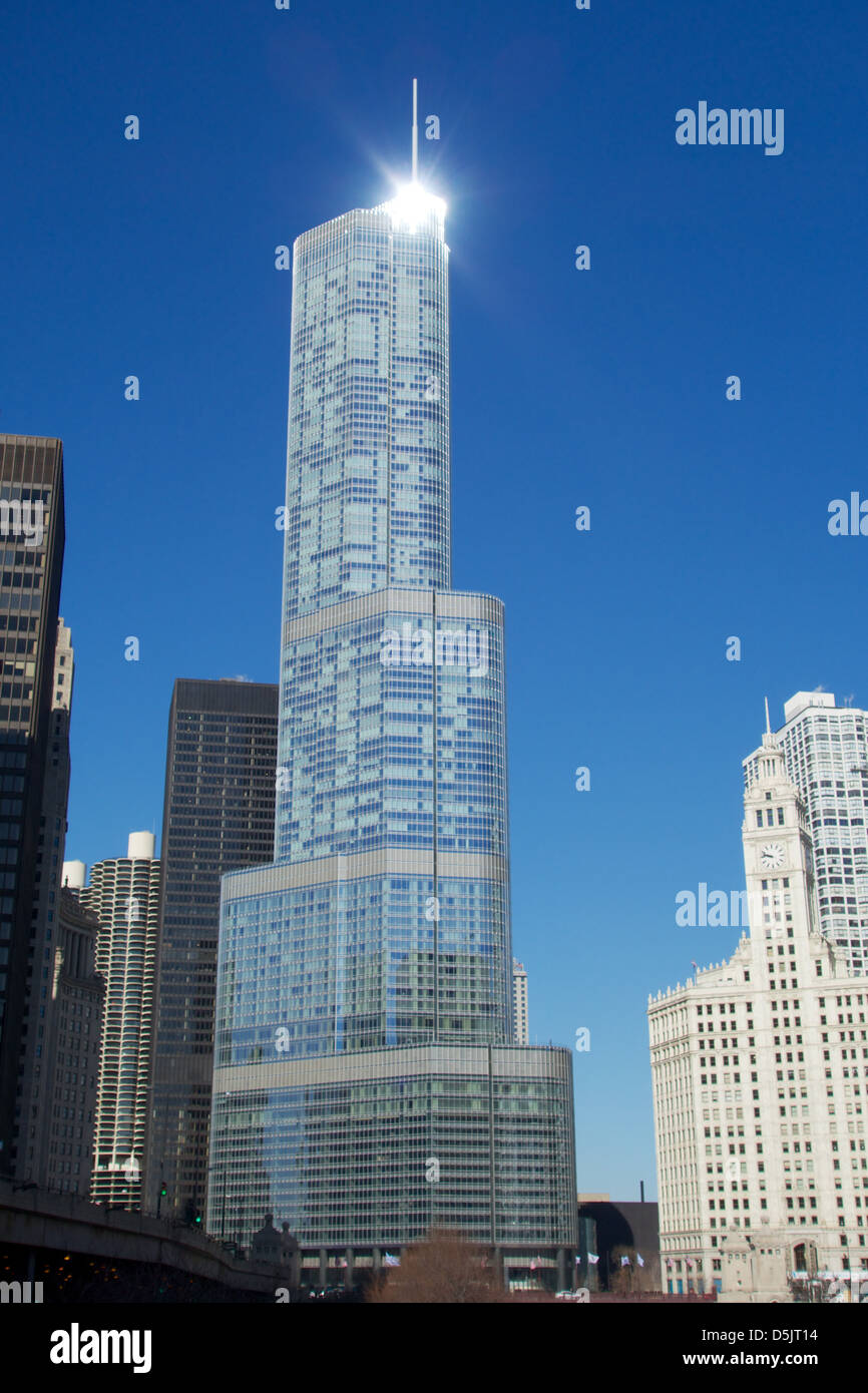 Top of trump tower hi-res stock photography and images - Alamy