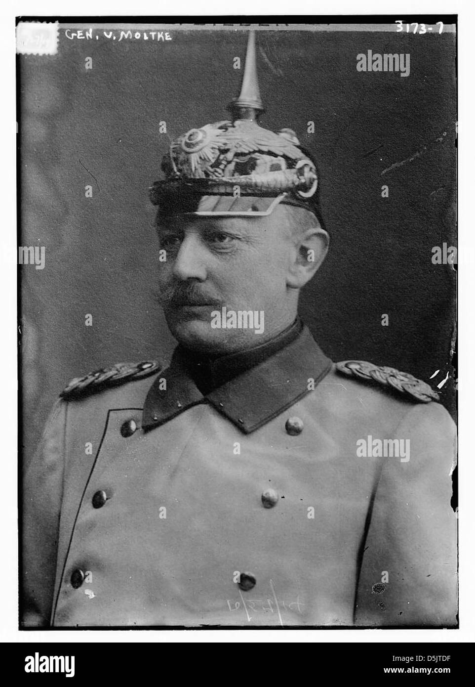 1900s army general Black and White Stock Photos & Images - Alamy