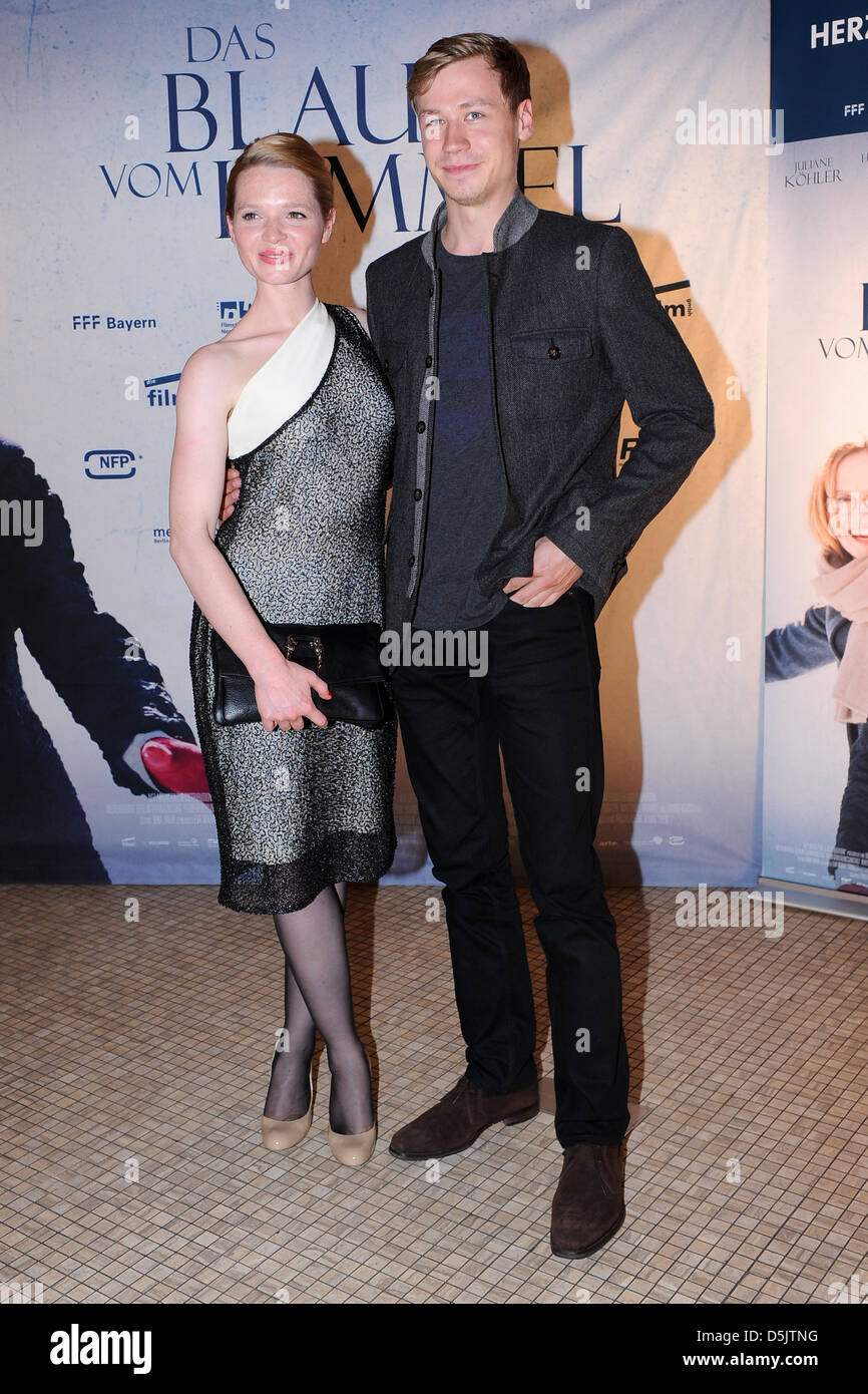 Karoline Herfurth and David Kross at the Berlin premiere of 'Das Blaue ...