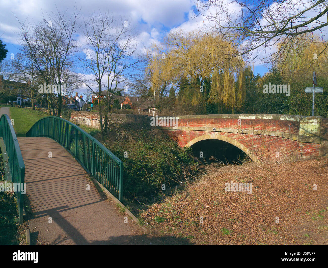 Footbridge & Road bridge over Wom Brook, Wombourne, Staffordshire ...